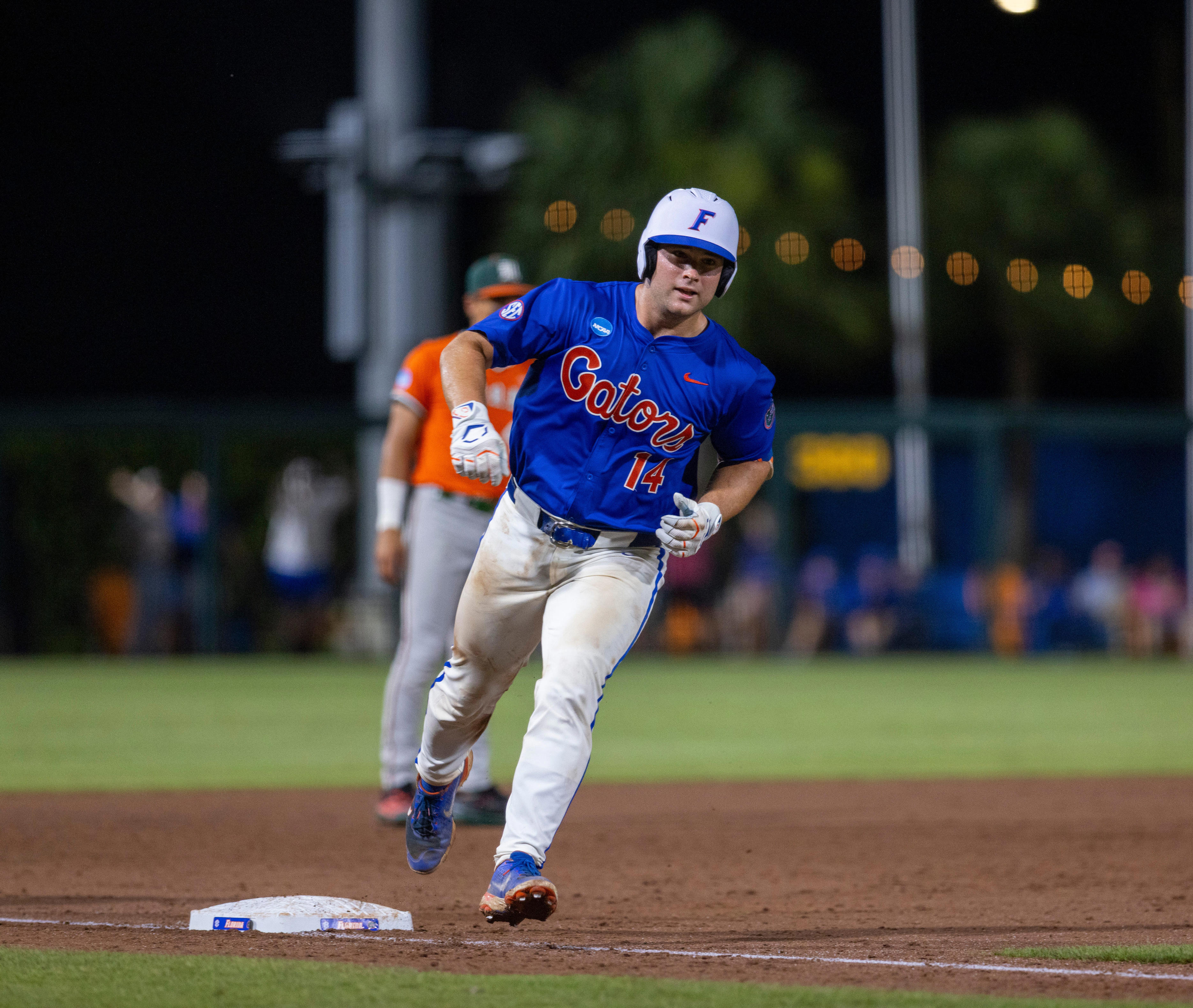 Florida crushes Miami in Gainesville Regional: Final score, recap