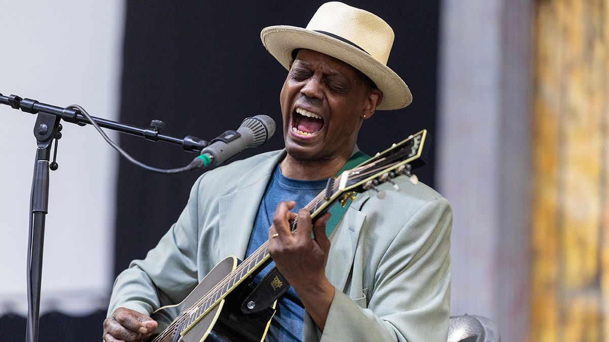 Eric Bibb: Why the electric guitar is a 'separate species'