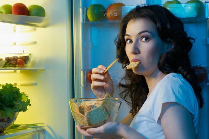 5 late-night snacks that are genuinely good for your sleep