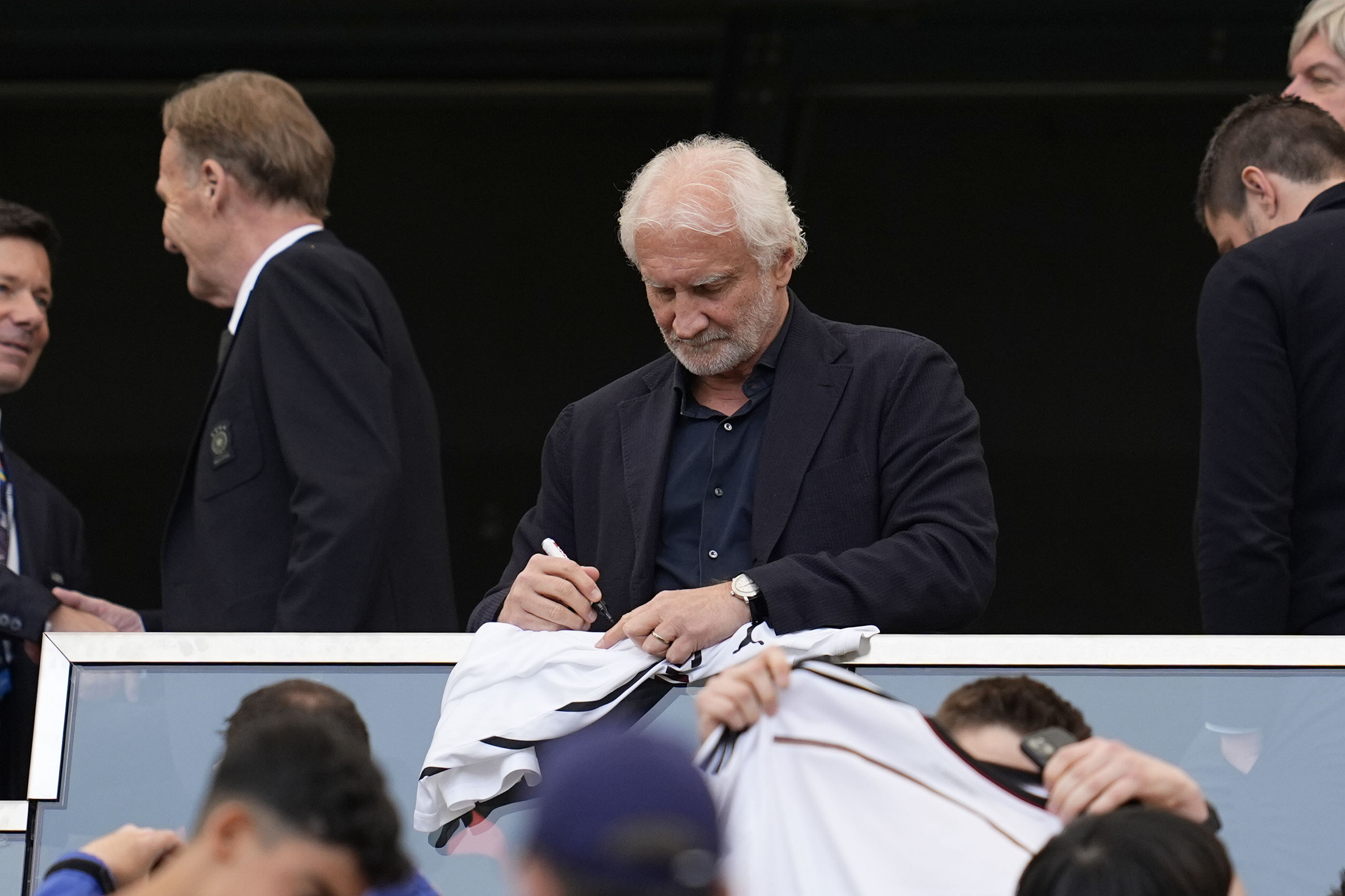 Rudi Völler states Germany are not among the favorites for the World Cup
