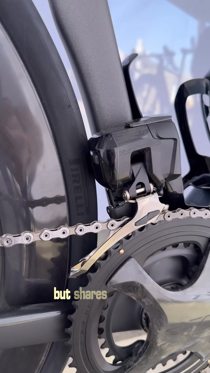 Campagnolo is back! Is this an Ultegra killer?