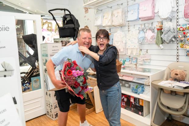 Essex delivery driver surprises ex-work colleagues after huge £5.2m ...