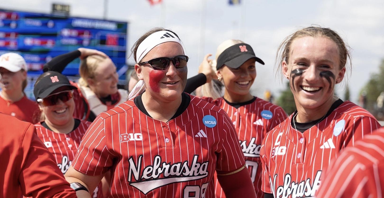 The WCWS preview – Nebraska vs Texas! How to watch/listen & more