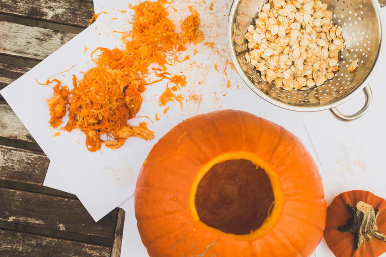 How to eat pumpkin seeds the right way, according to chefs