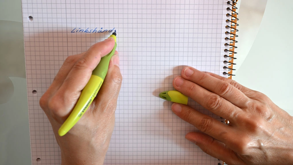 18 fascinating facts about left-handed people