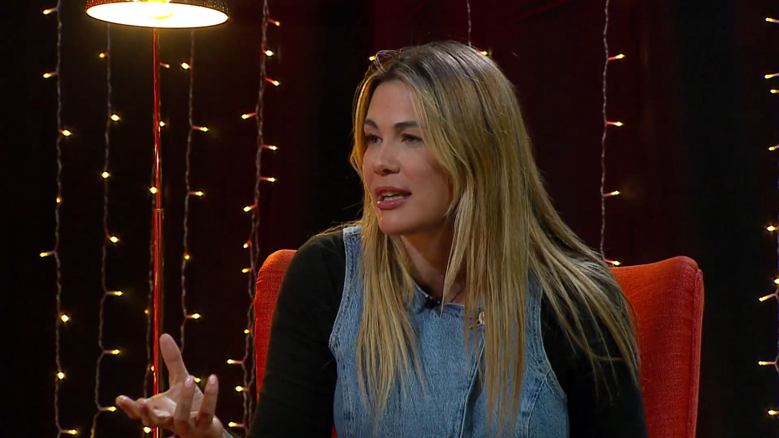 “La única persona que logró hacerme sentir en familia”: Laura Prieto ...