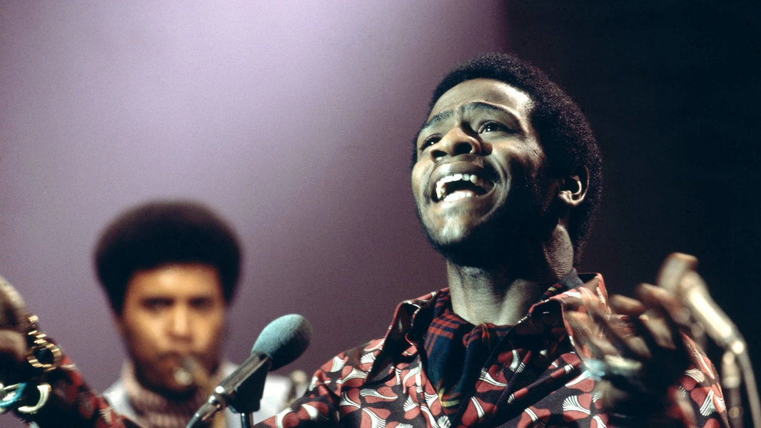 15 iconic 1970s prom slow dance classics