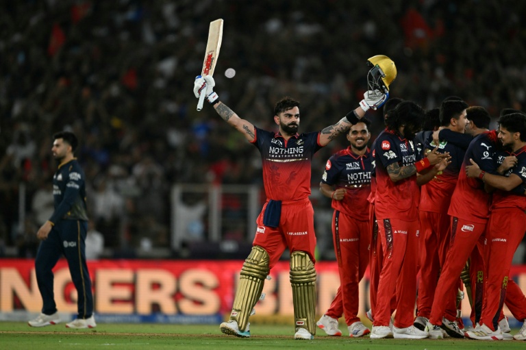 Kohli steers Bengaluru to second straight IPL crown