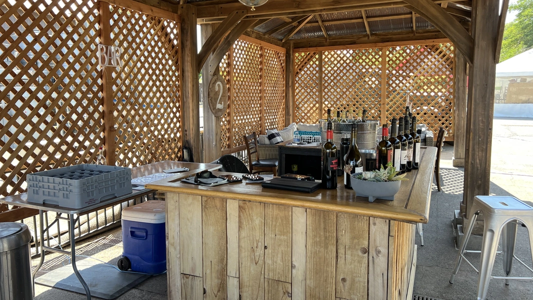 Backyard bar ideas to elevate your hangouts