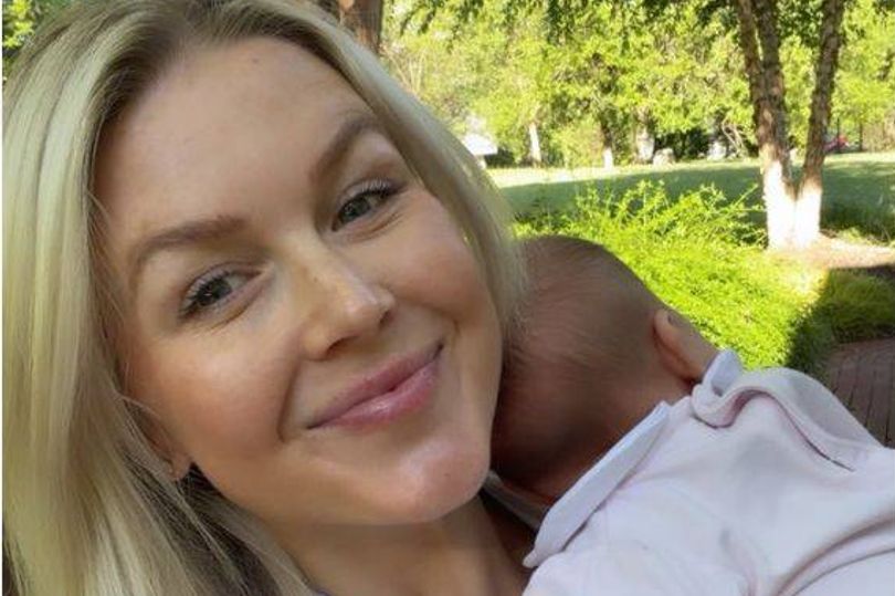 Karoline Leavitt ignores Donald Trump's meltdown as she enjoys family time