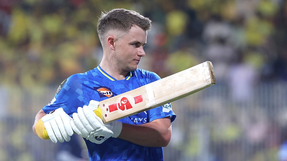 Sangakkara questions Curran’s IPL injury after Surrey return