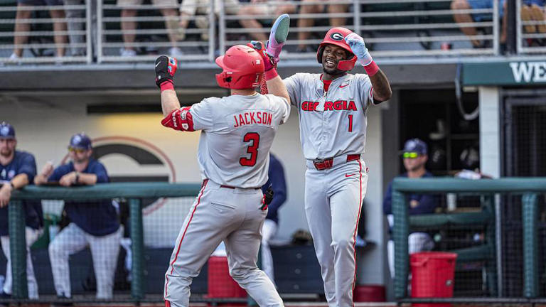 Live updates - The University of Georgia vs. The University of Liberty ...