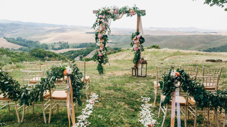 I don't need alcohol to have fun, but my friend's 12-hour dry wedding ...