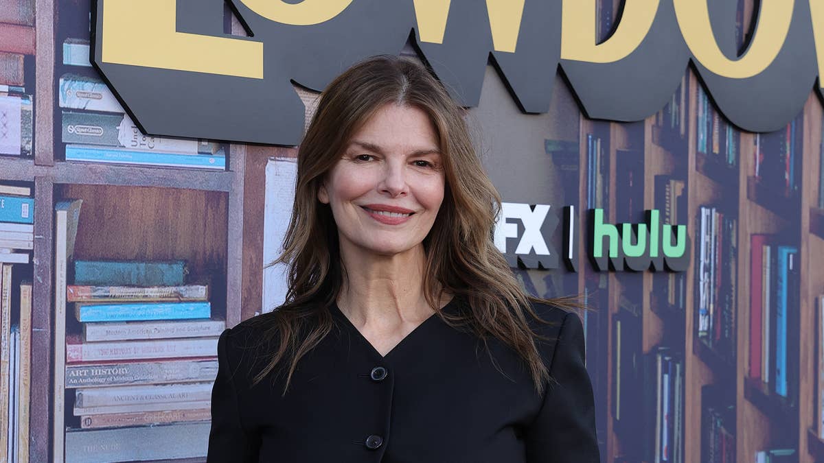 Jeanne Tripplehorn, 62, dazzles at red carpet event nearly 35 years ...