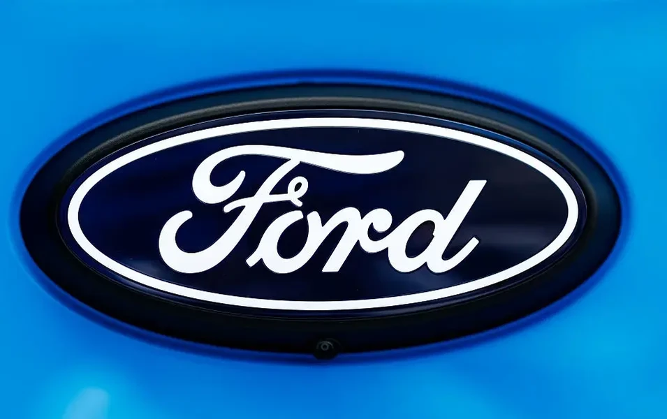 Ford updates 2026 Ranger with new diesel, wider V6 access