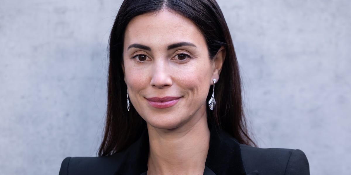 Ni flores ni lunares: el vestido de Sassa de Osma que conquista el ...