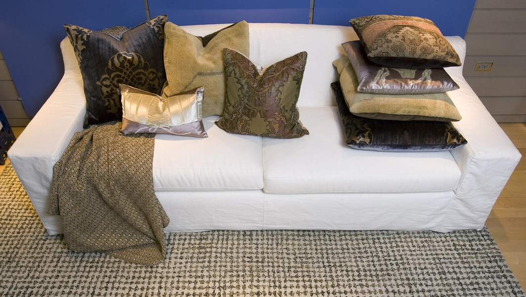 Pillow styling tips for comfort and charm