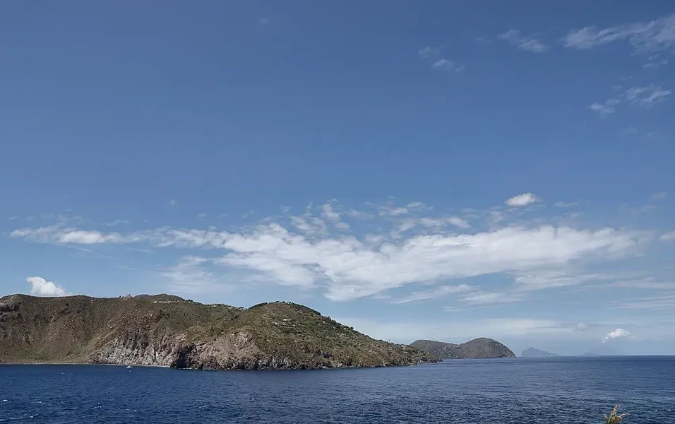 When volcanoes become Earth's gold factories