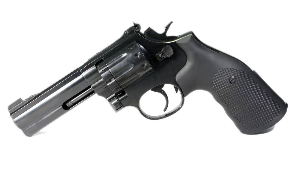 Practical limitations of carrying a revolver