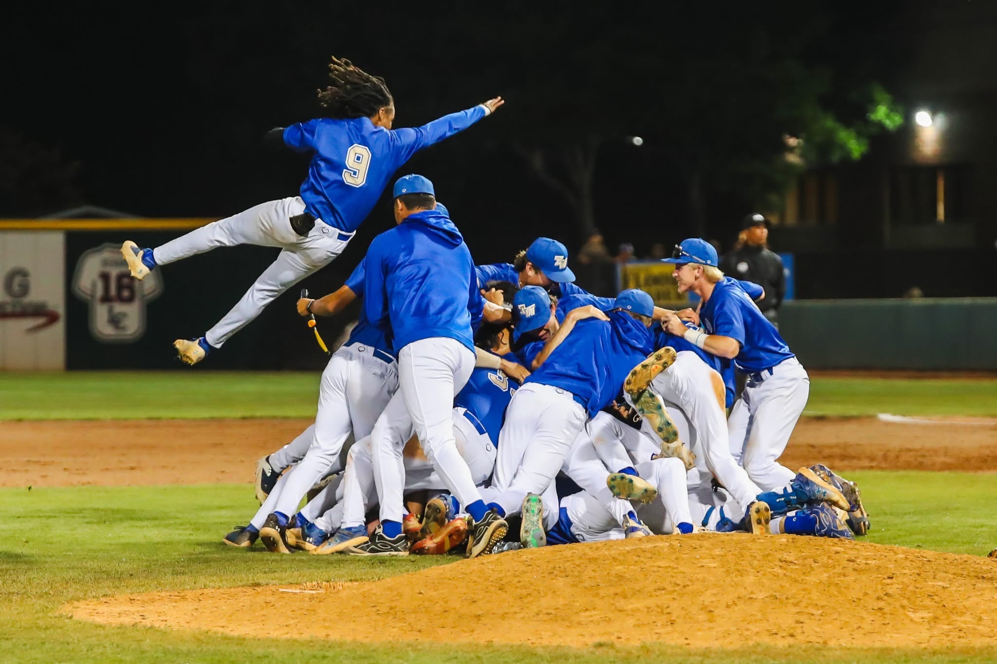 Tennessee Wesleyan baseball wins NAIA World Series for third time