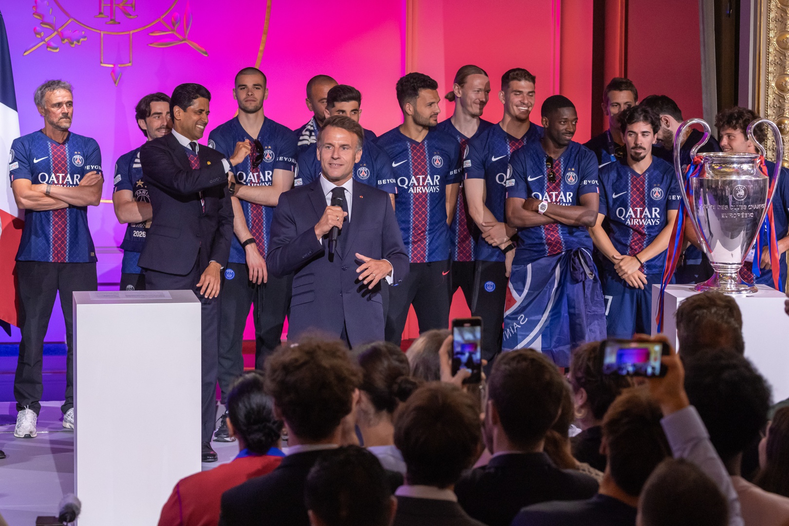 Macron se deshace en elogios a Luis Enrique: "Un director de orquesta ...