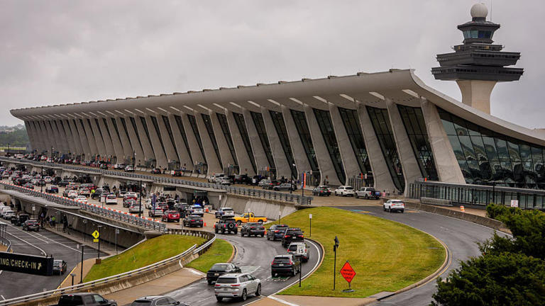 Dulles nears opening of first new concourse in 20 years