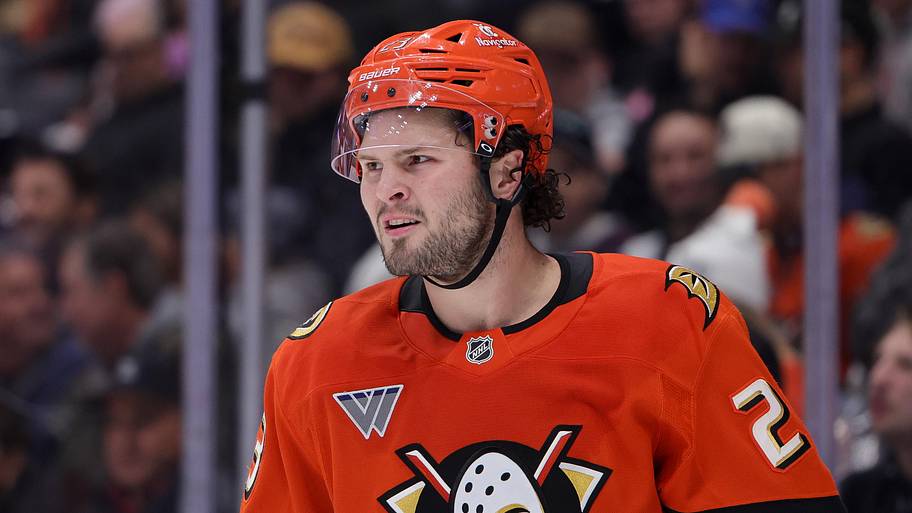 Should the Nashville Predators make move for rumored Ducks centerman?