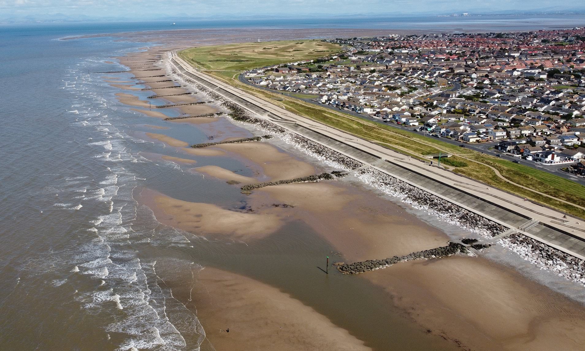 Woman dies and man fighting for his life after they entered the sea in ...