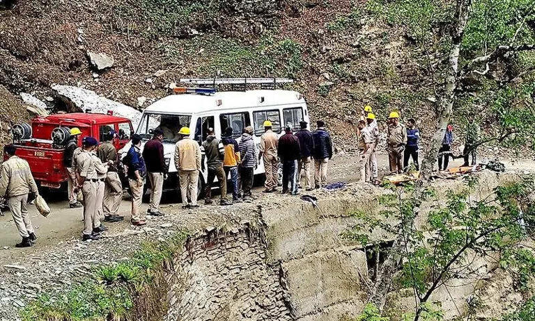 8 dead in Chamba accident, bodies retrieved after 2 days