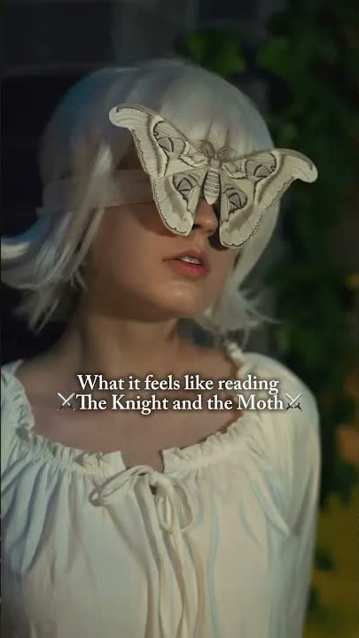 What it feels like reading The Knight and the Moth by Rachel Gillig 📖⚔️