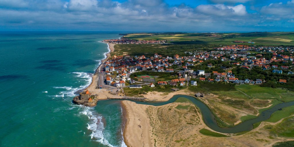 Ce village de pêcheurs de la Côte d’Opale est entouré de plages ...