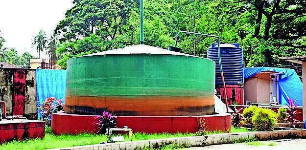 Chennai Corporation commissioner inspects biogas plants at Madhavaram ...