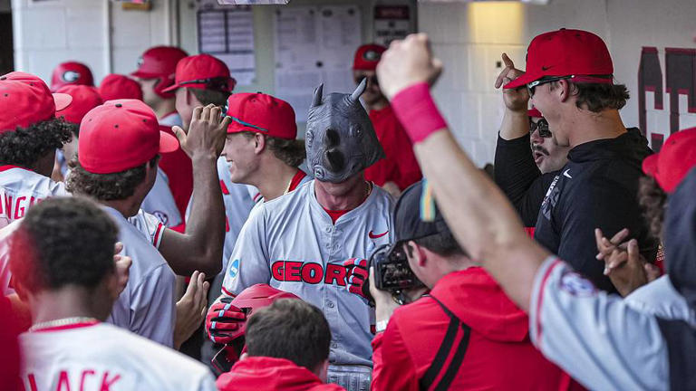 Live updates - The University of Georgia vs. The University of Liberty ...
