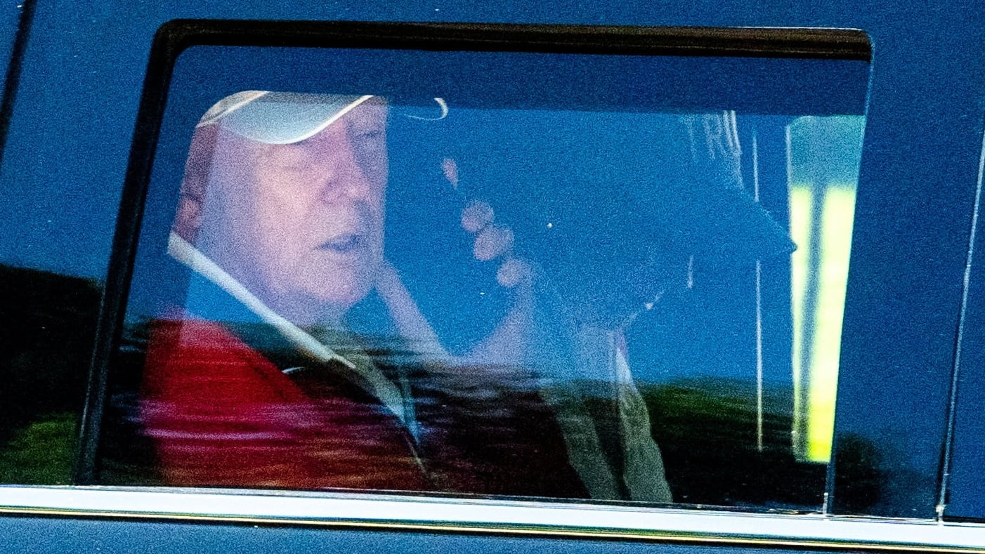 President Trump goes golfing for second day with female aide