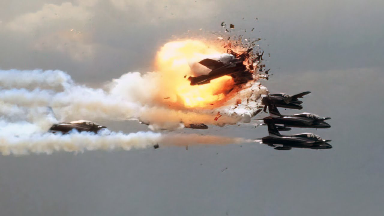 The air show disaster that sent burning jets into the crowd