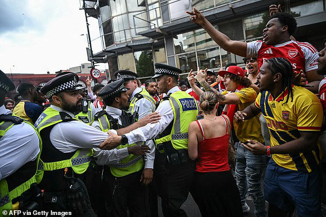 Nine people arrested at Premier League title parade in north London ...