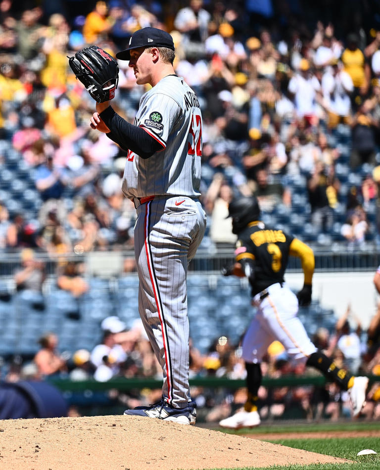Pirates 9, Twins 3: Shiver me timbers