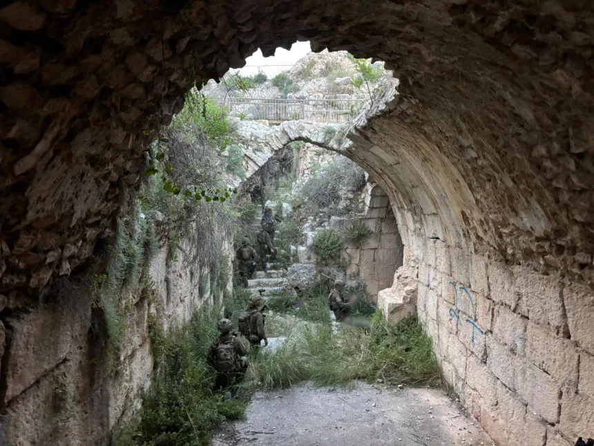 Israel conquista posto estratégico avançado no Líbano. Castelo de ...