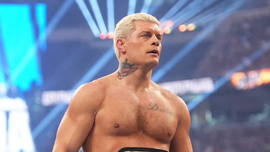 Cody Rhodes controversially retains the undisputed WWE title over Gunther