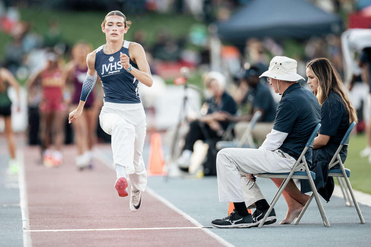 Transgender athlete AB Hernandez adds two state titles as high school ...