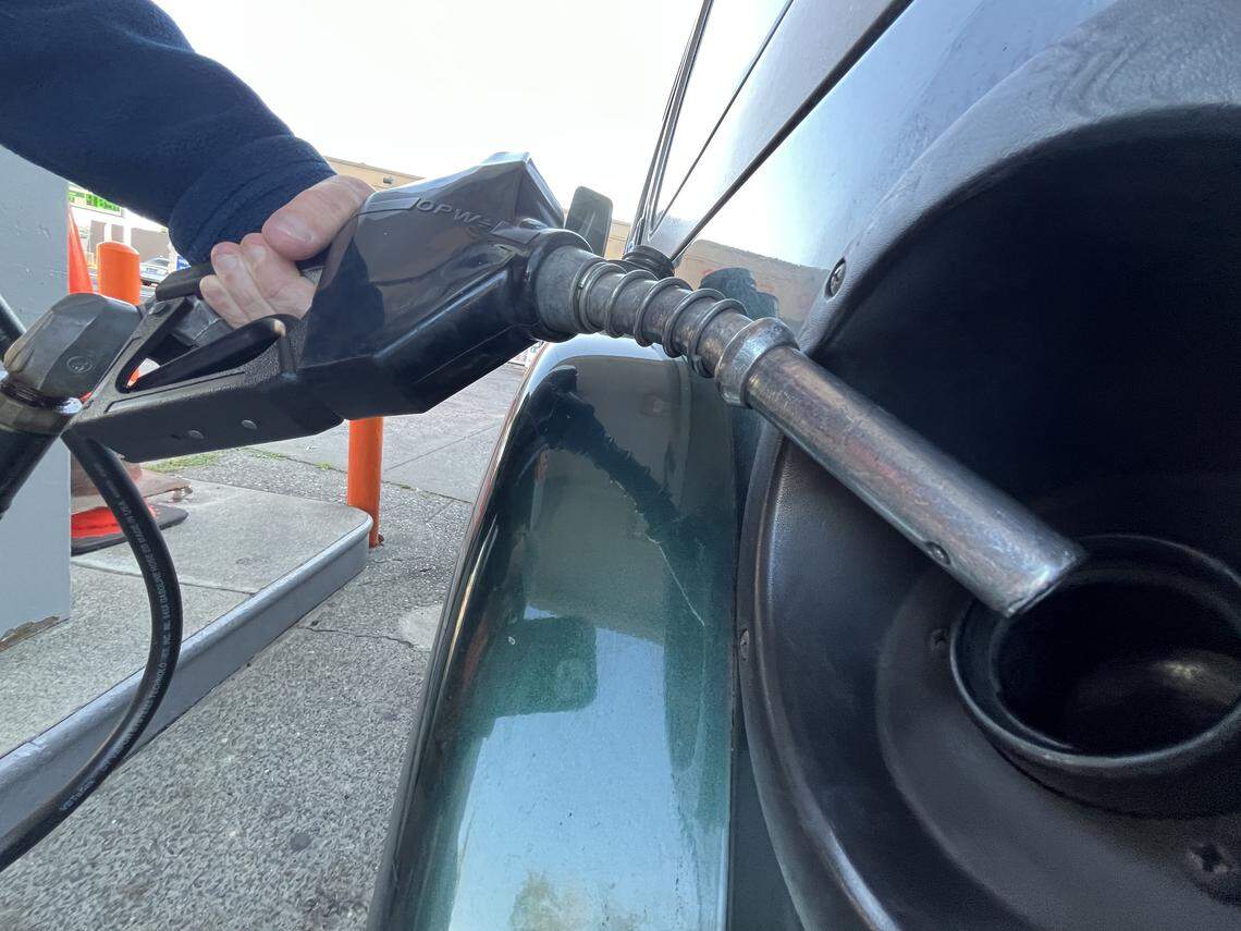 Some call on WA to suspend gas tax amid high fuel prices. Is it on the ...