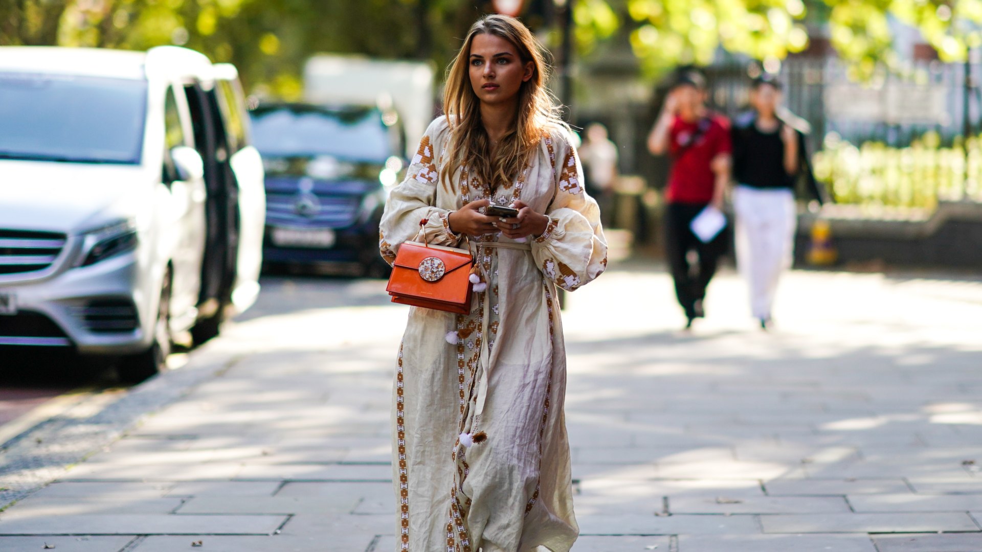 All the Amsterdam cool girls wear these laid-back summer dress styles
