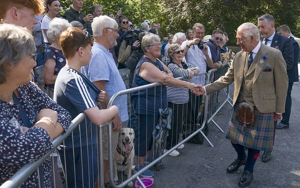 Balmoral seen as only venue for Sussex–King Charles reunion