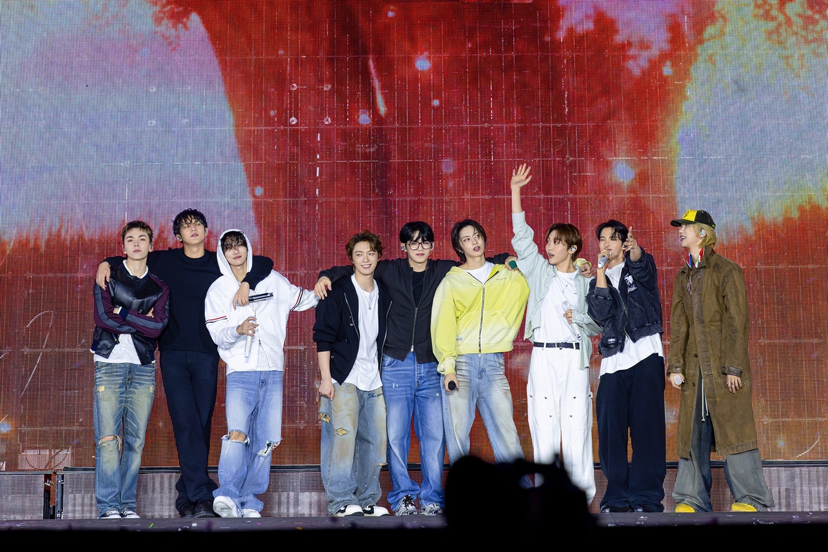 Seventeen 'Top Tours No. 7' again K-pop 'highest'