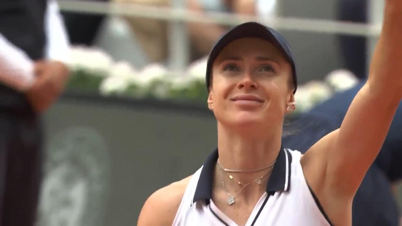Svitolina comes from behind to beat Bencic and reach quarter-finals at ...