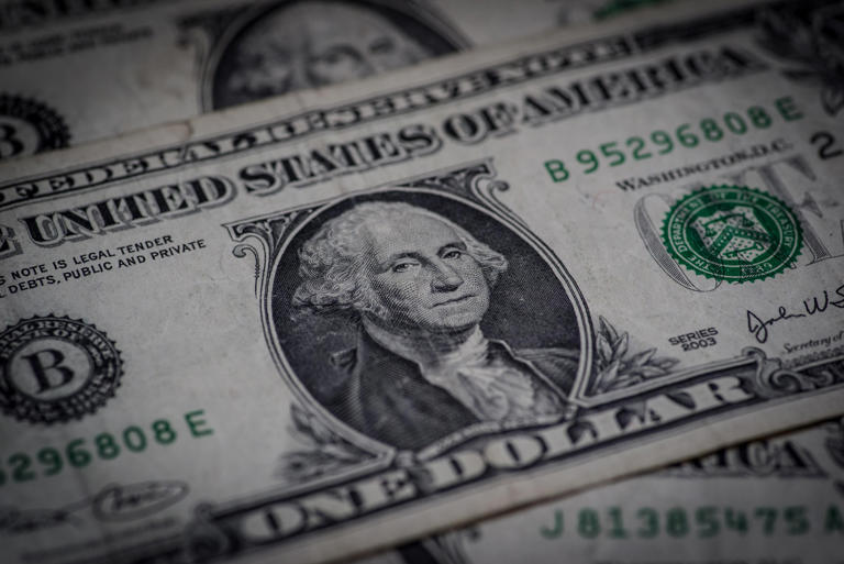 Venta del dólar se mantiene en 17.15 pesos la venta en casa de cambio ...
