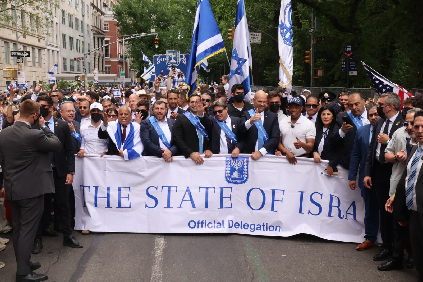 ‘Holding our heads high’: MKs march at Israel parade, slam Mamdani's ...
