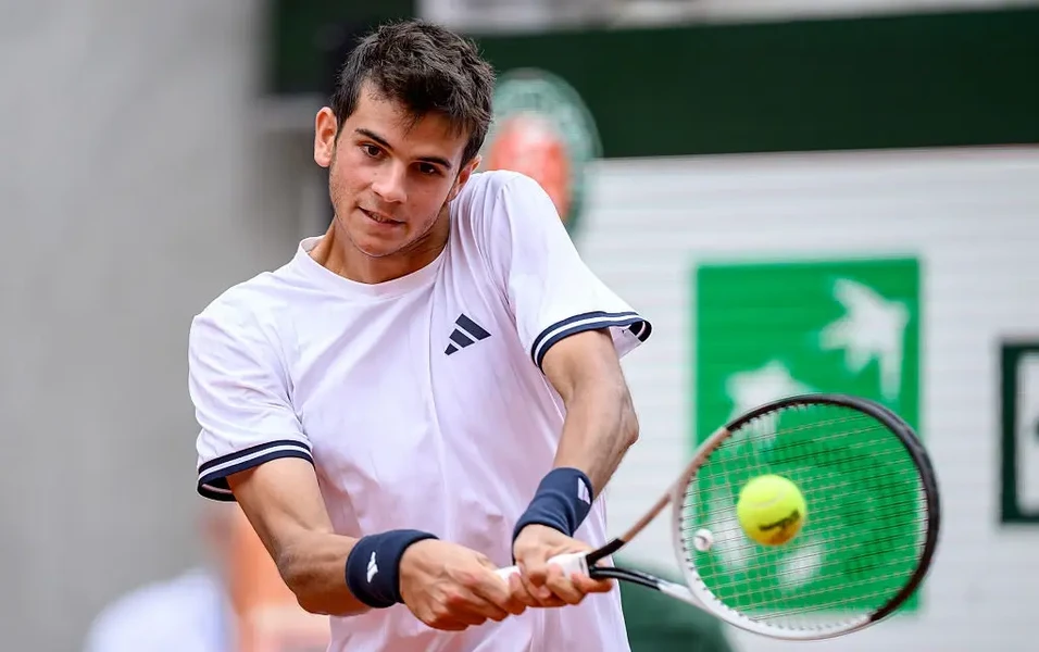 Jodar in spotlight after French Open ball kid moments