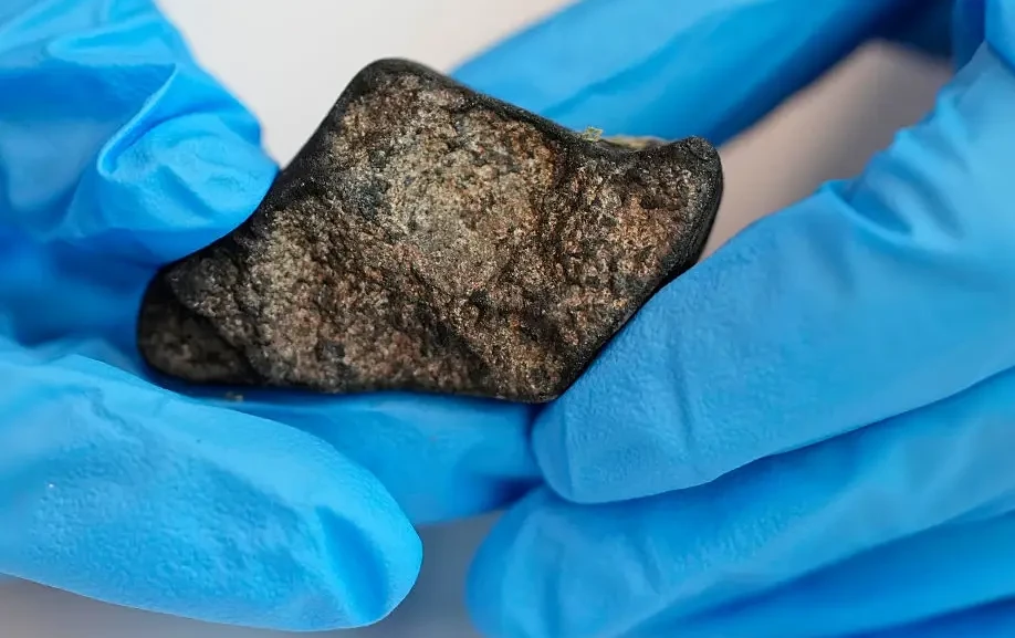 Meteor travelling 75,000mph triggers sonic boom over New England