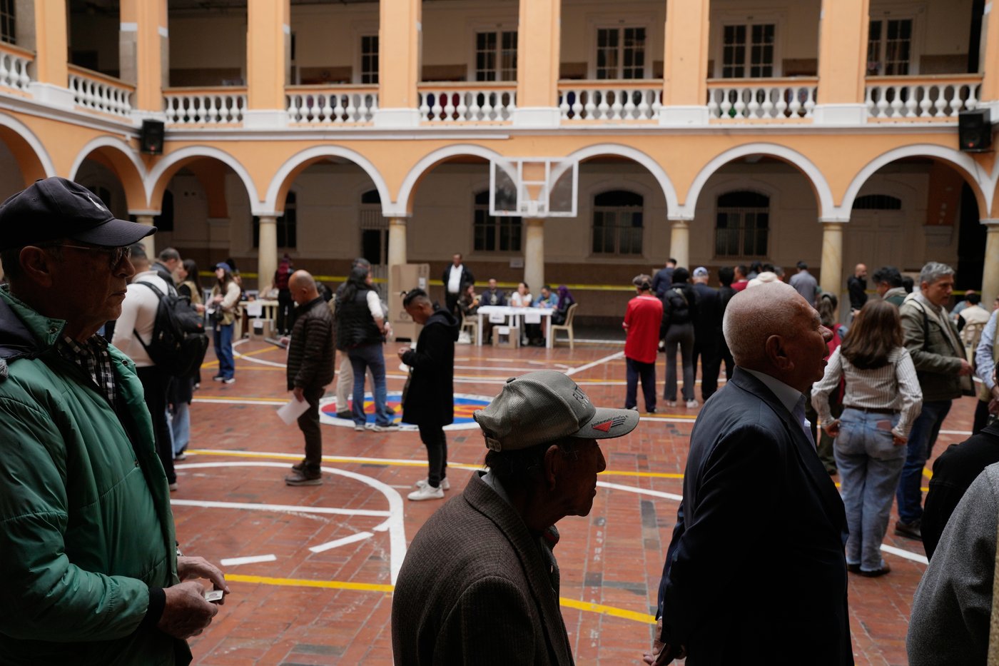 Polls close in Colombia's presidential election seen as a vote on ...